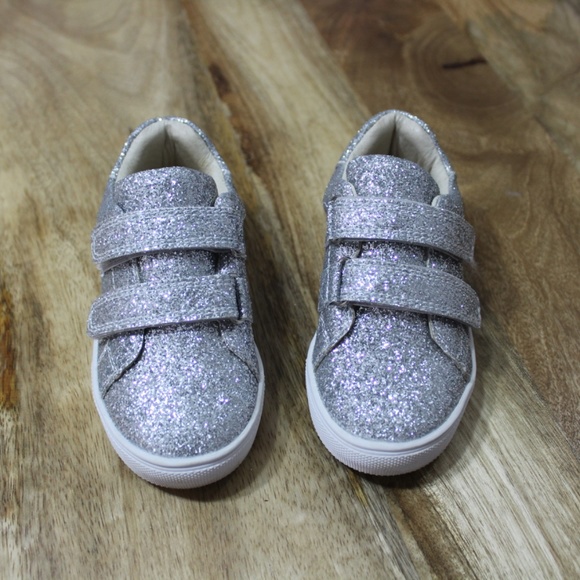 Akid | Shoes | Akid Silver Glitter Shoes | Poshmark